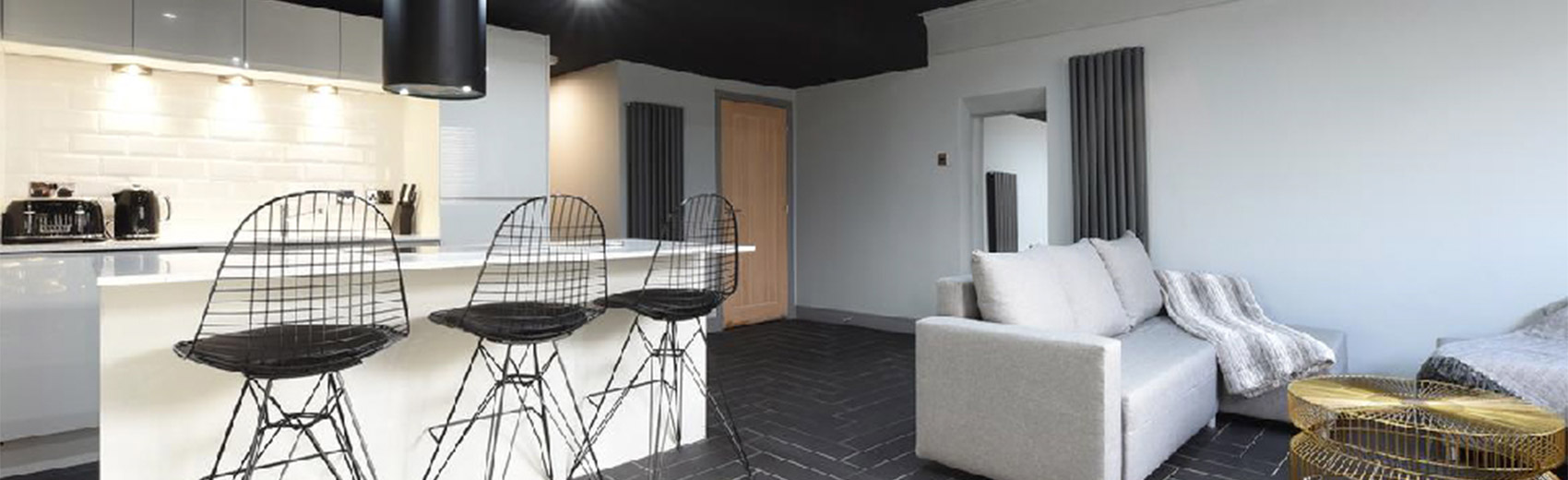 Swan Street Suite | Manchester Party House | Sleeps 23