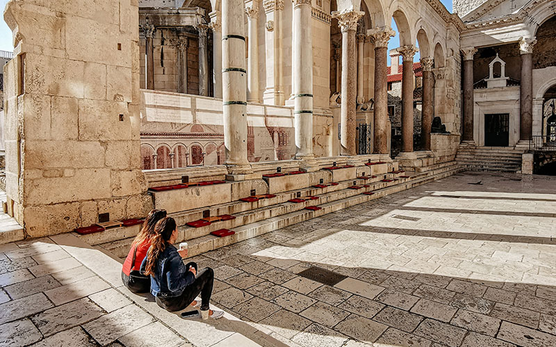 Split Hen Weekends – Build Your Own Split Hen Do | Last Night of Freedom